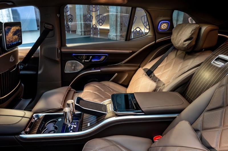 Robb Report